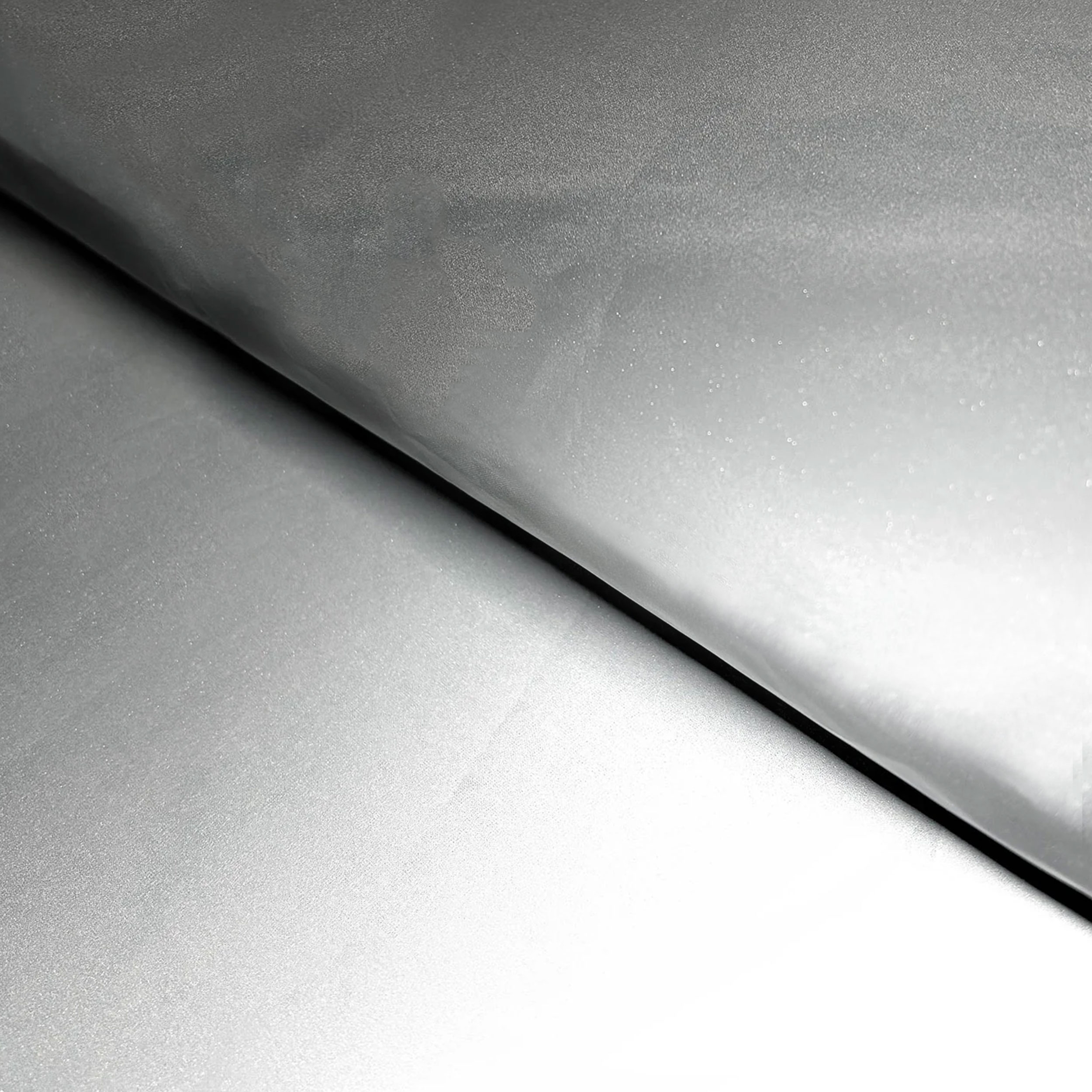Retro-reflective fabric in Silver